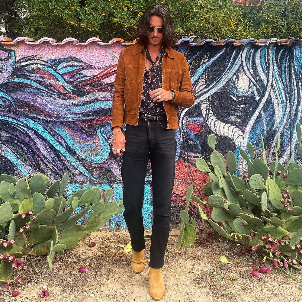 Black and Brown | The Second Button